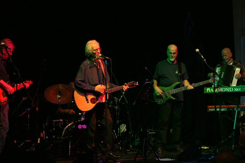 The Dylan Project: Steve Gibbons and Dave Pegg pack themselves and all ...